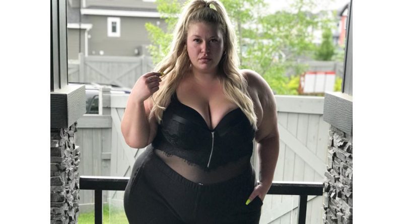 Plus Size Model Lyndsay Patricia (aka PlusSizeBarbiiee) - The Curvy List Plus Size Model Lyndsay Patricia (aka PlusSizeBarbiiee) - The Curvy List